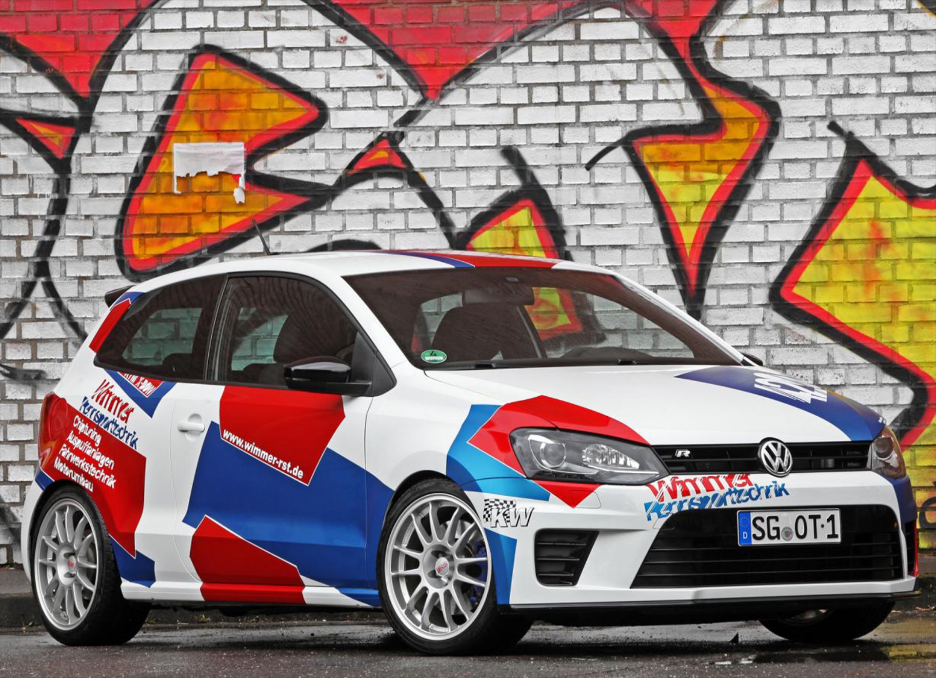 Βελτιωμένο VW Polo ισχυρότερο από… Golf R400 - Με +10.200 ευρώ μπορεί ...