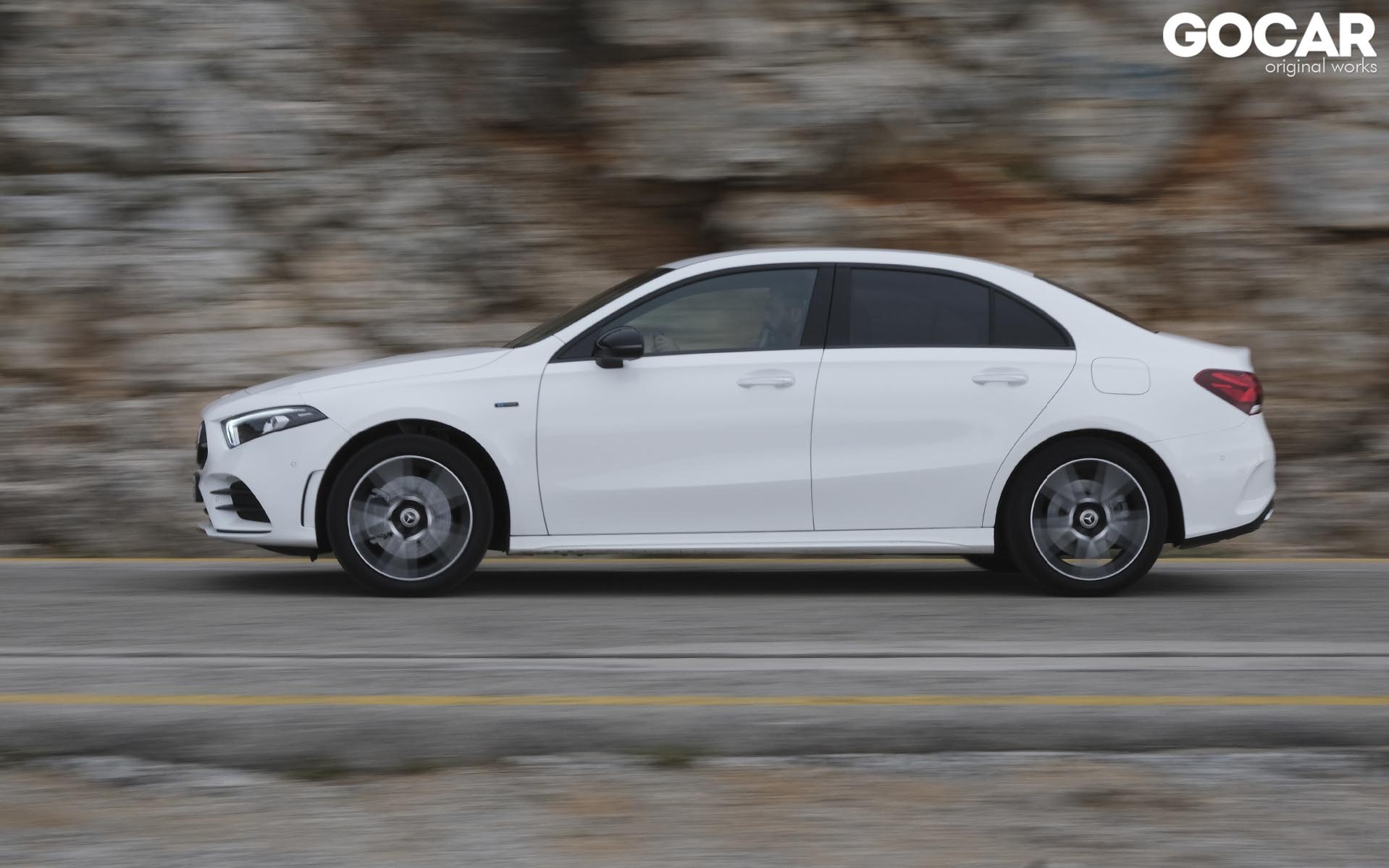 Δοκιμή: Mercedes-Benz A250e sedan – Υβριδική 1.4Τ, με 218 ίππους και ...